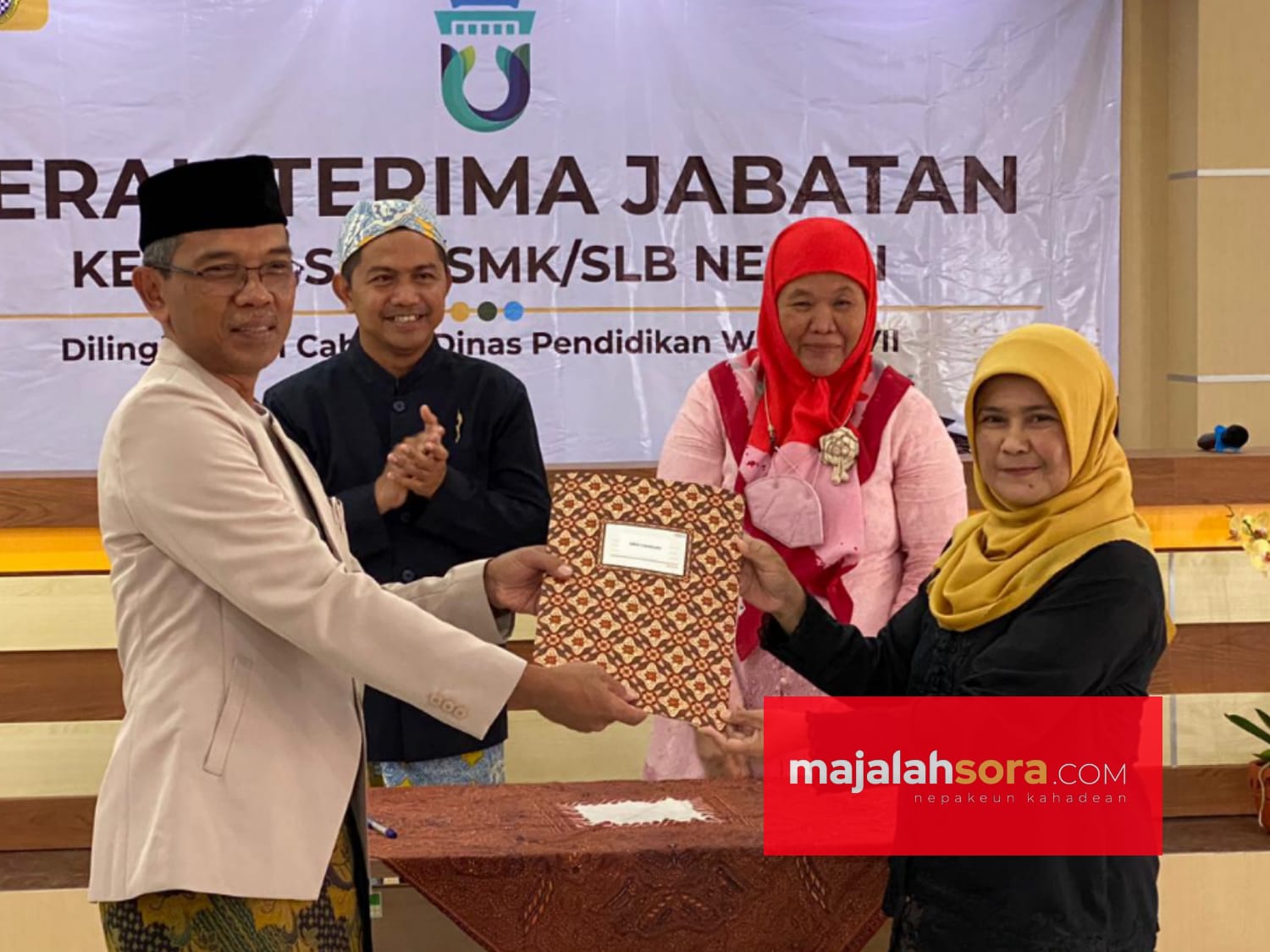 Pesan Firo Kepala Cadisdik VII, Saat Kegiatan Sertijab Kepala SMA, SMK dan SLB - Majalah Sora