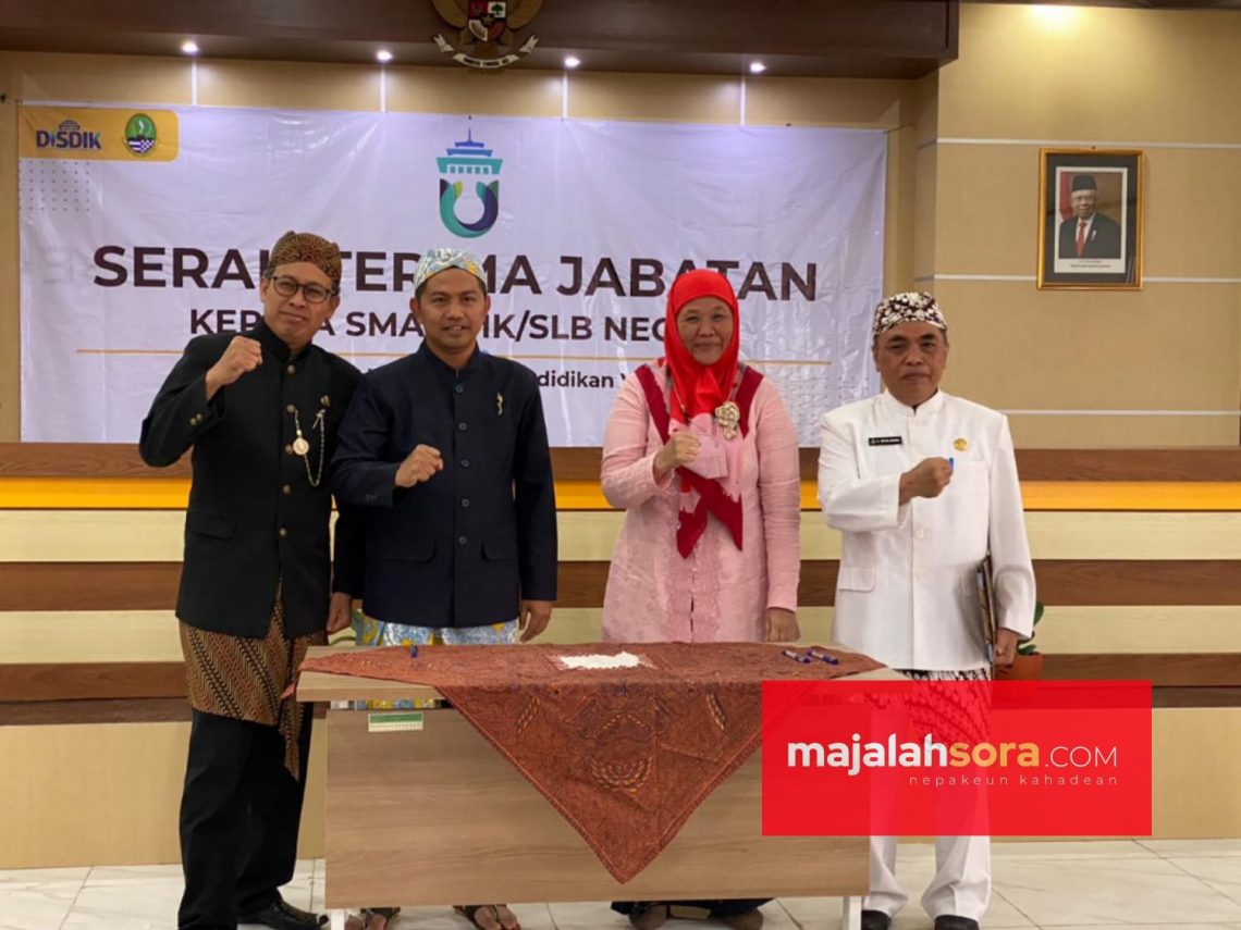 Pesan Firo Kepala Cadisdik VII, Saat Kegiatan Sertijab Kepala SMA, SMK dan SLB - Majalah Sora