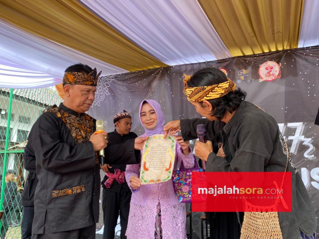 Menjaga Kemajuan Bahasa Sunda, Peringatan Mieling Poe Basa Indung sa ...